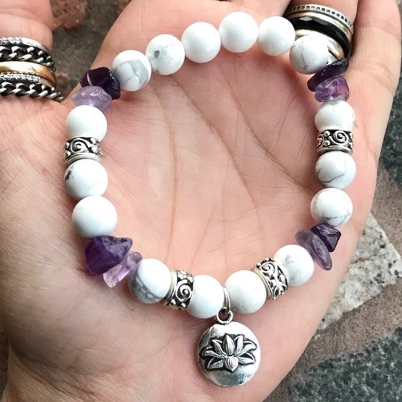 Silverskylight | Jewelry | Amethyst Howlite Lotus Flower Beaded ...